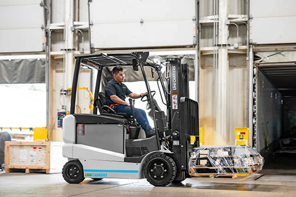 Mitsubishi Logisnext Americas Unveils New Series of UniCarriers ...